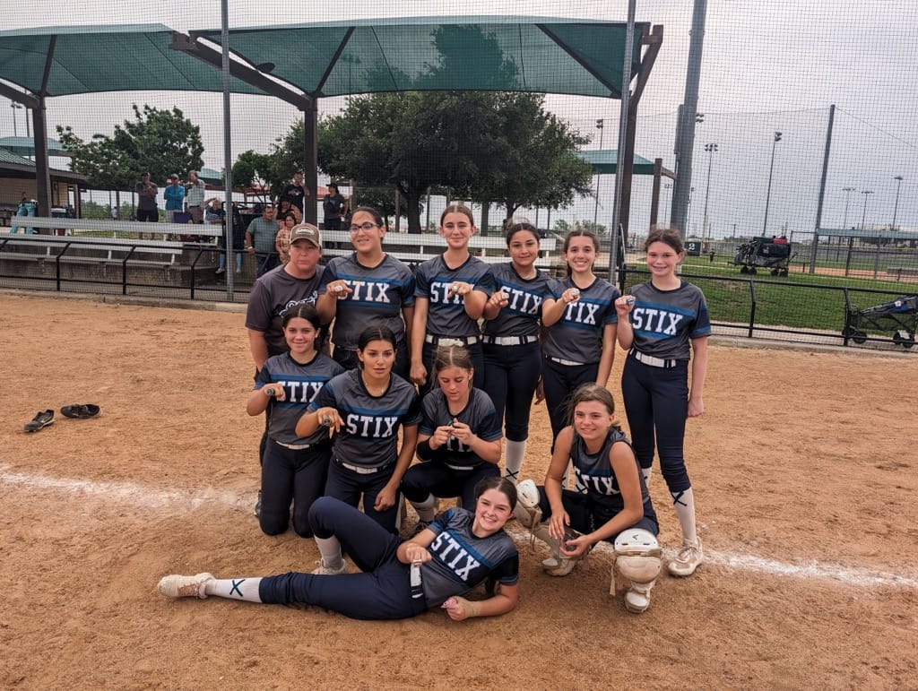 National Championship Sports | Fastpitch | Clubhouse Stix White | 14U C