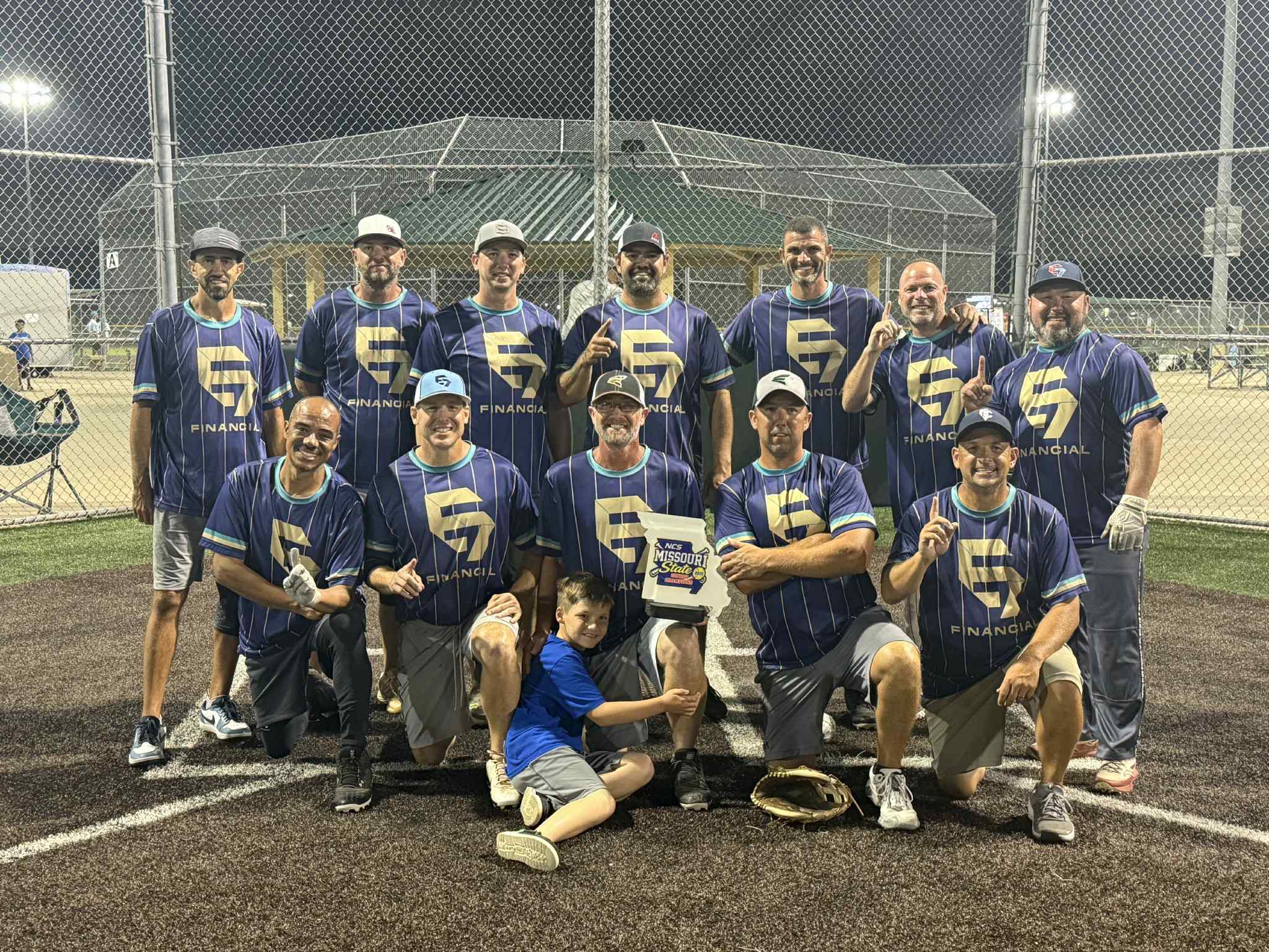 National Championship Sports | Slowpitch | MASH E7 FINANCIAL | 40s MENS ...